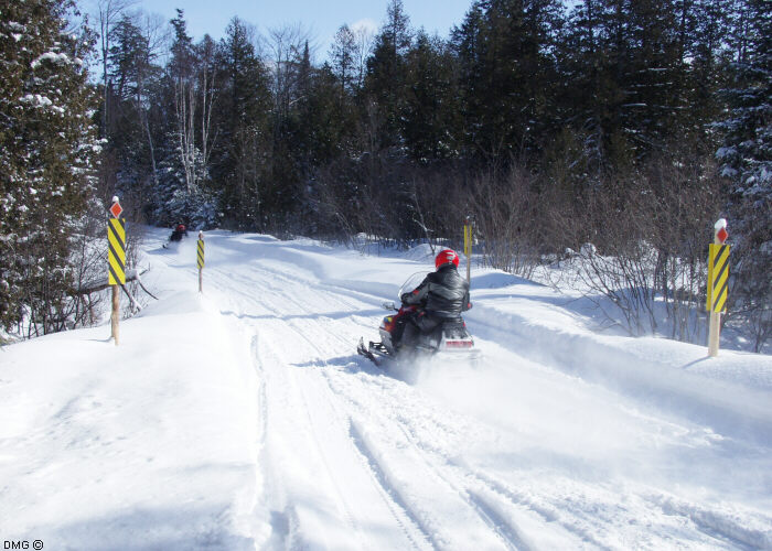 Michigan Snowmobiling Seney / Grand Marais Snowmobile Trail Map ...